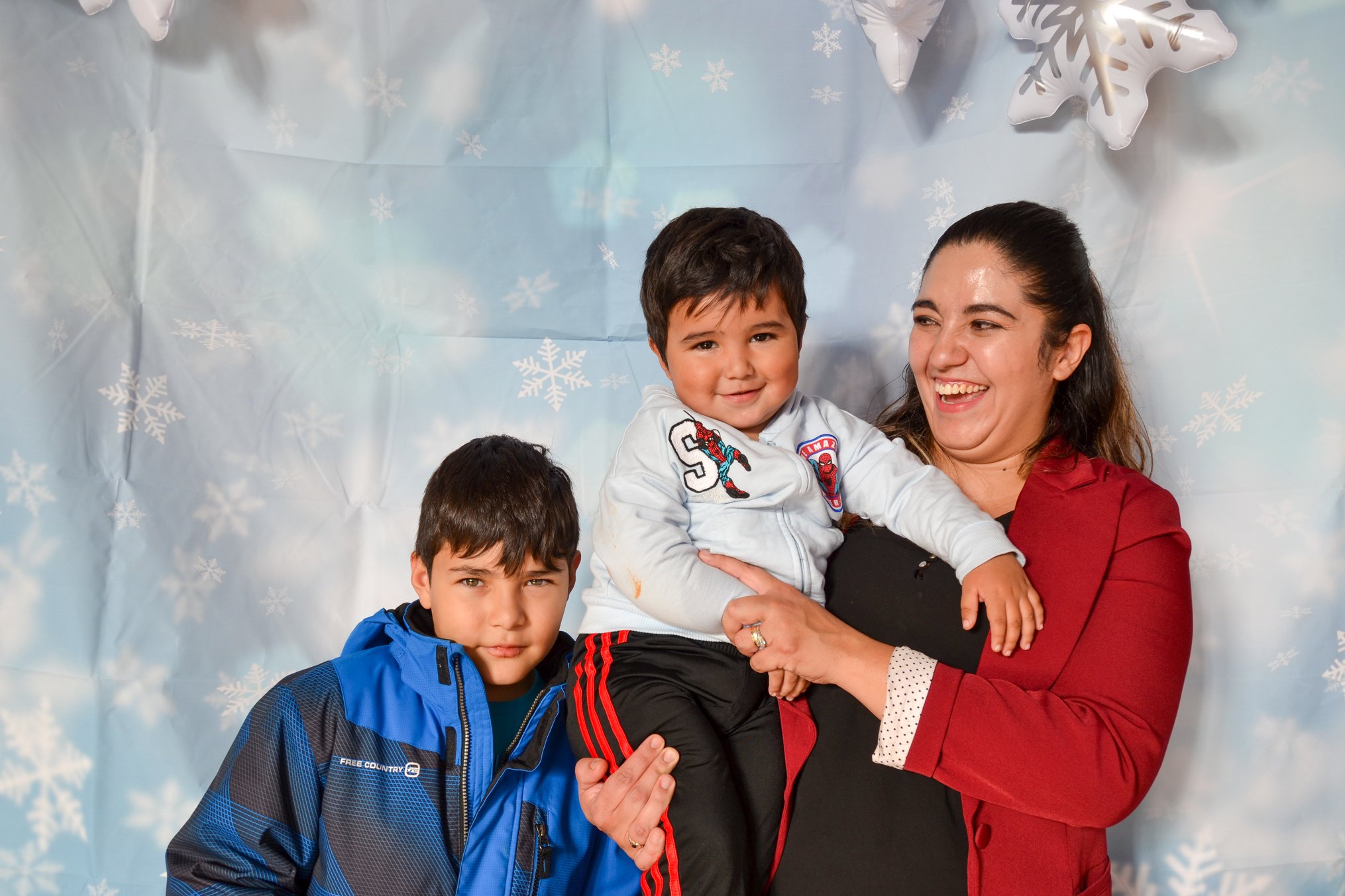 Families get into the holiday spirit at the Cole Winter Wonderland ...
